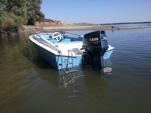 PRO BARCA - Vand barca Driver 440 + motor 70 CP + peridoc