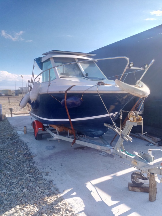 PRO BARCA - Vand barca Jeanneau Merry Fisher 585 + motor 140 CP + peridoc