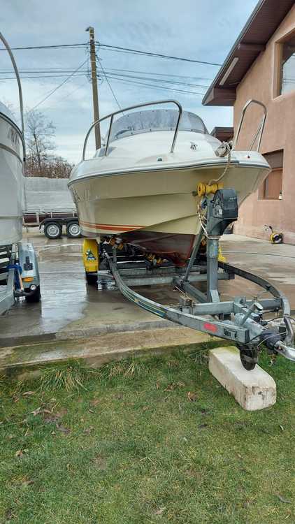 PRO BARCA - Vand barca Quicksilver 470 + motor 40 CP + peridoc