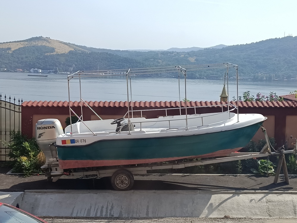 PRO BARCA - Vand barca + motor 75 CP + peridoc