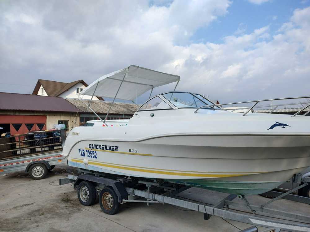 PRO BARCA - Vand barca QUICKSILVER 625 + motor 230 CP + peridoc
