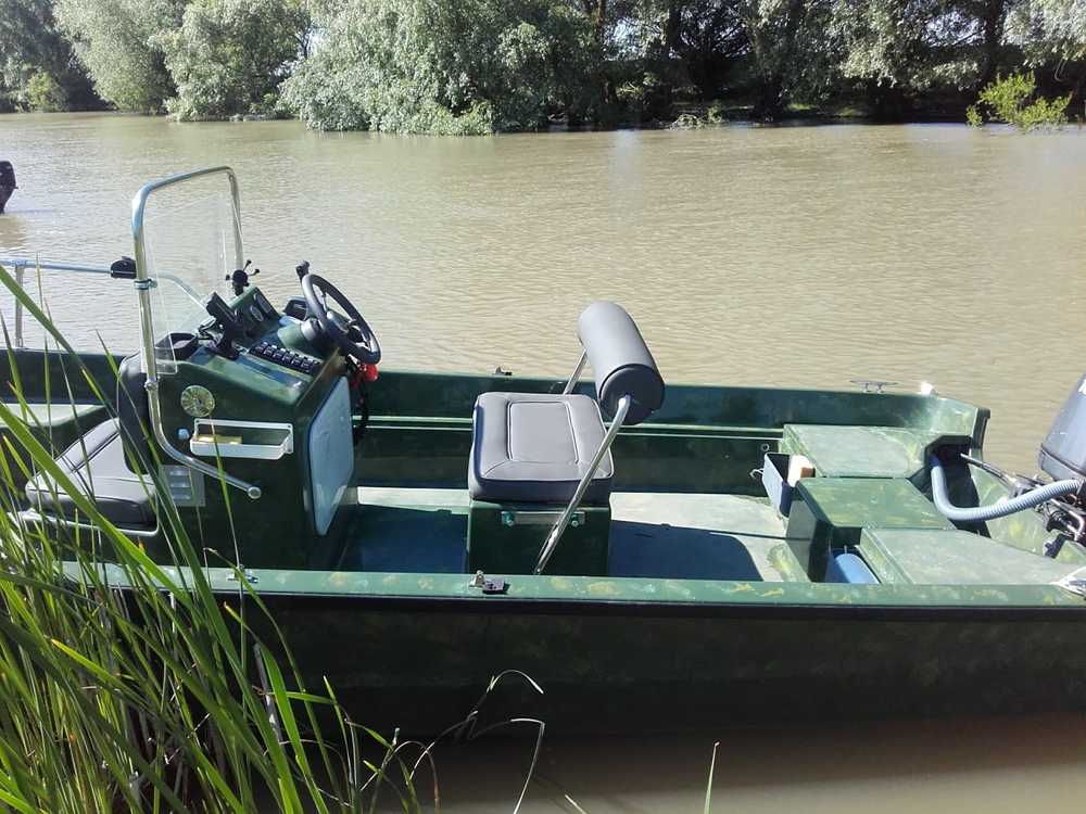 PRO BARCA - Vand barca NARVAL 535 + motor 100 CP