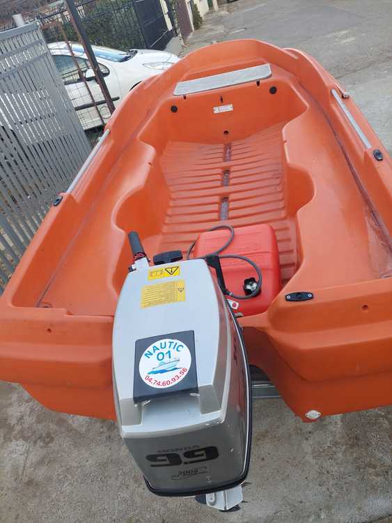 PRO BARCA - Vand barca Jeanneau Newco + motor 10 CP + peridoc